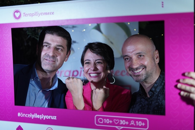 Ecem Bilgin Terapiliyemece Özel Bir Davetle Açıldı | KLASS Magazin