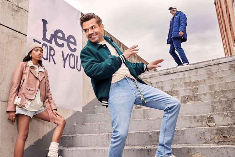 Efsanevi Lee, Marka Yüzü Kenan Doğulu İle Yeni Sezonu Karşılıyor ...